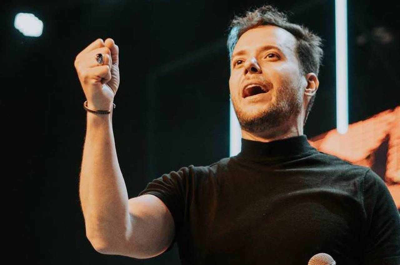 André Valadão defende propaganda eleitoral no altar: “A igreja tem que ...